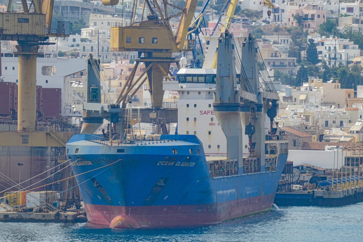 RESCOP denuncia el paso del Ocean Gladiator por aguas españolas ...